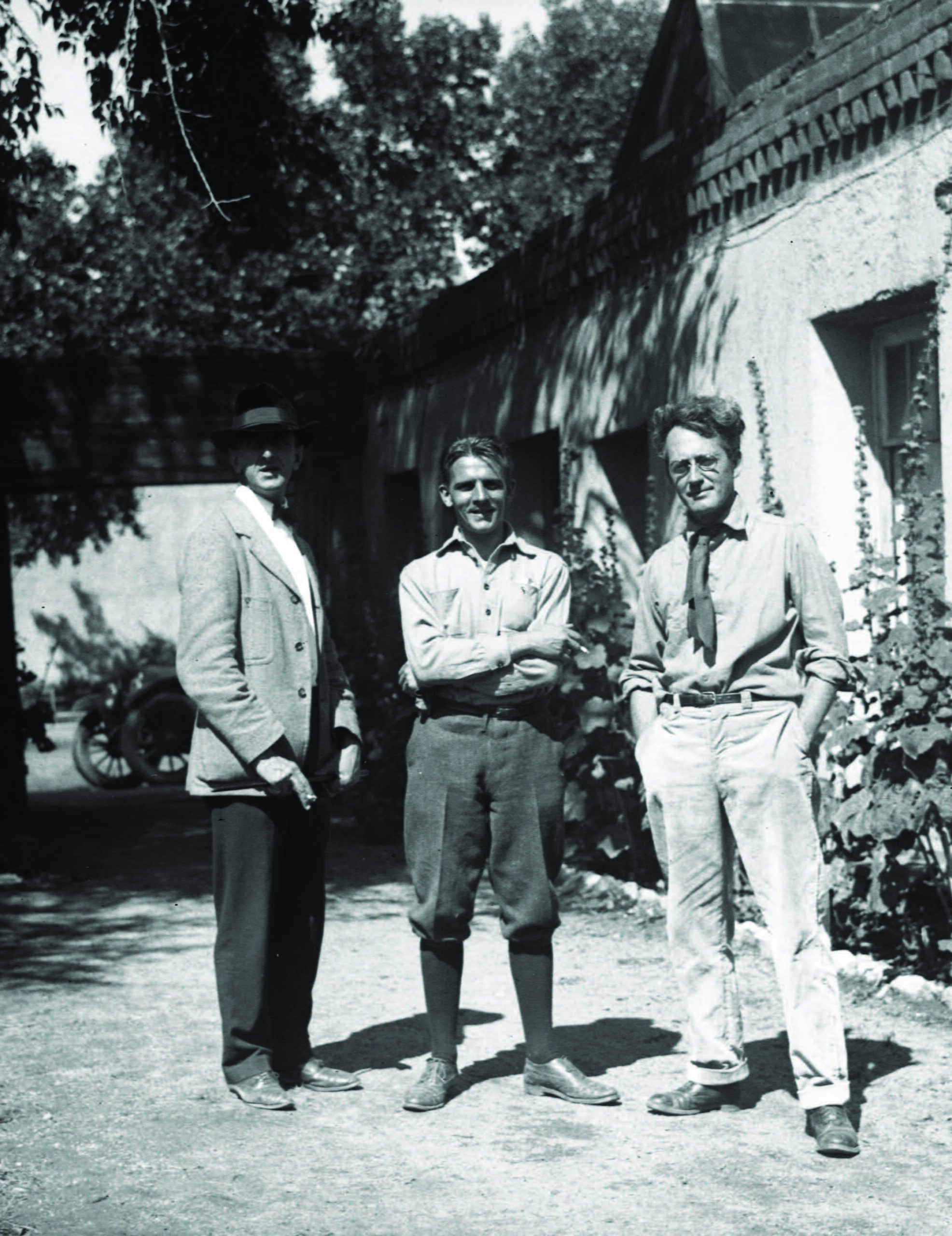 Marsden Hartley, Randall Davey, and John Sloan in the patio of the ...