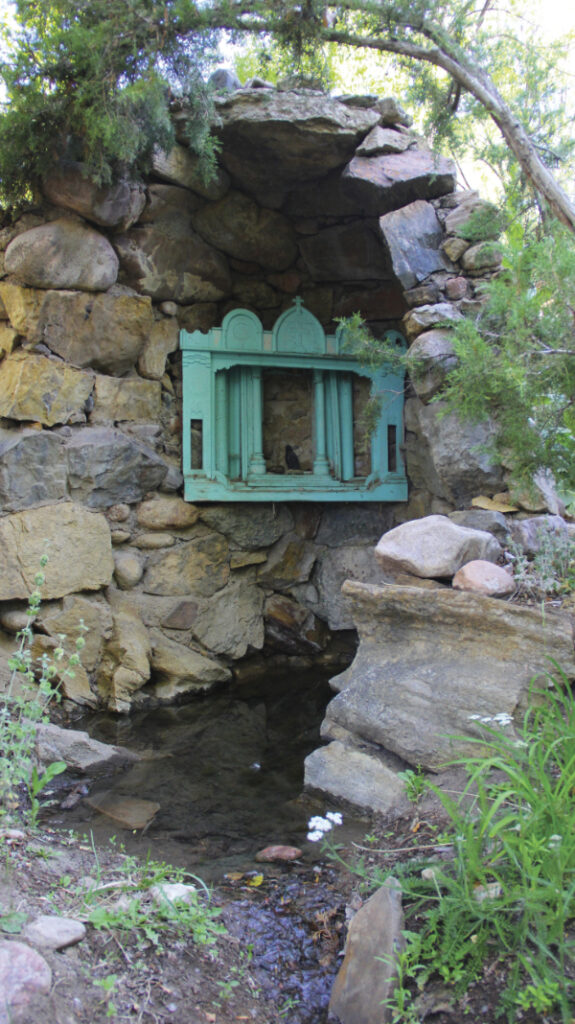 Acequias de Santa Fe: – El Palacio